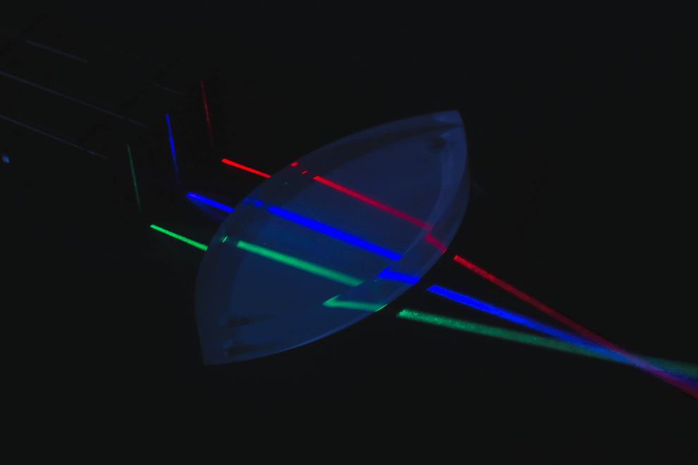 Giant Acrylic Lens and Prism Set of 7 – Arbor Scientific